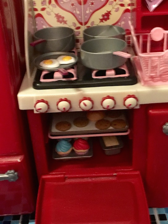 REVIEW – OUR GENERATION KITCHEN | Faking It Mostly